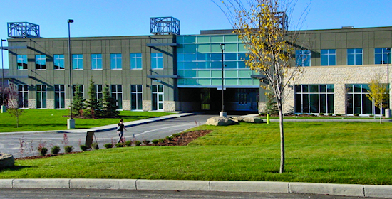 Ambrose University College Calgary, Kampus Religi Penuh Kebanggaan ...