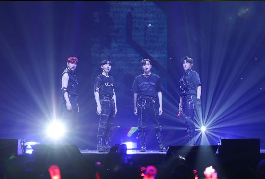 AB6IX : Un retour prioritairement pour leurs fans – KSTATION TV