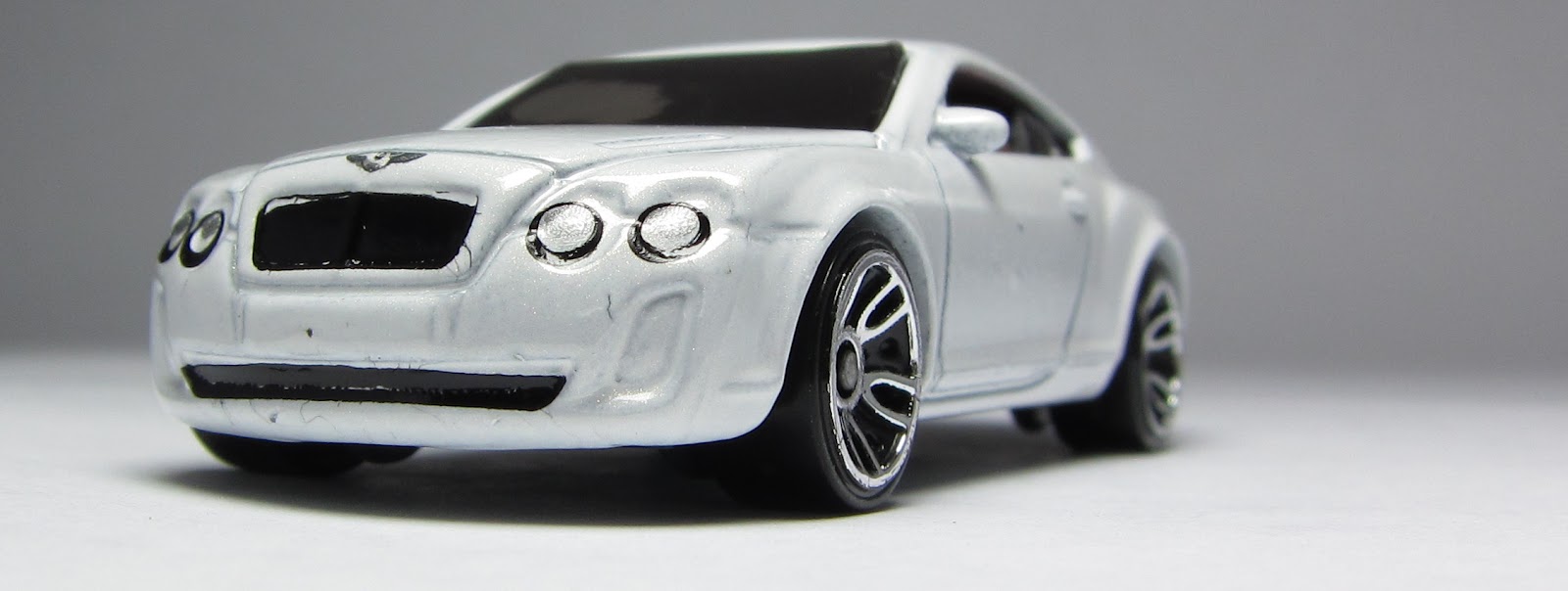 First Look: Hot Wheels Bentley Continental Supersports… – LamleyGroup