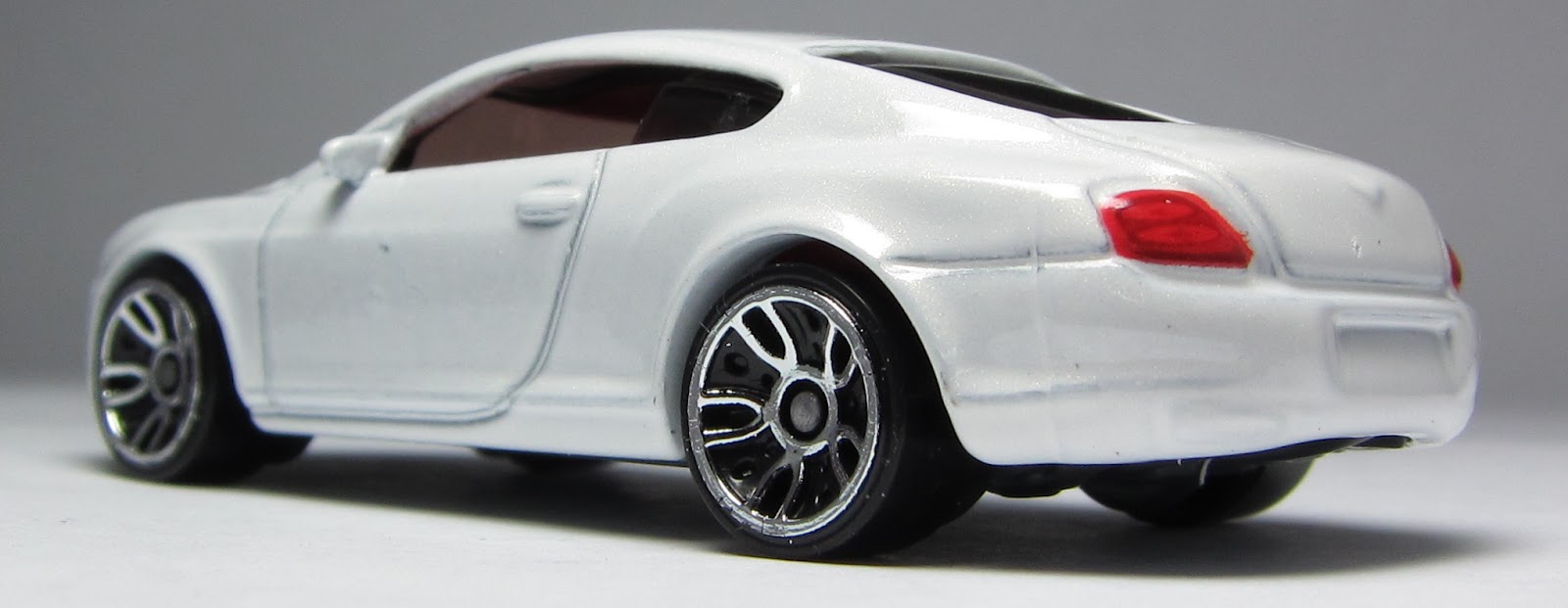 First Look: Hot Wheels Bentley Continental Supersports… – LamleyGroup