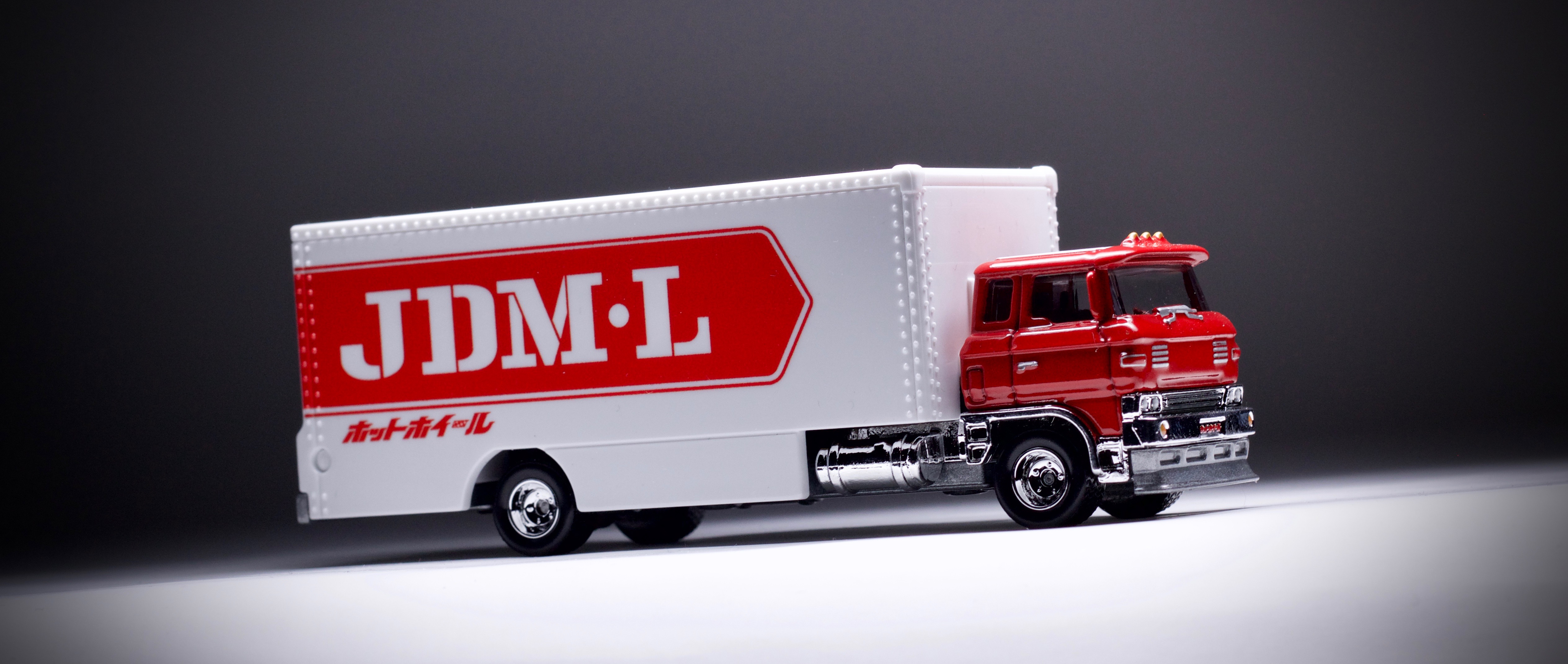 Lamley Daily: Hot Wheels Team Transport JDM Legends Skyline – LamleyGroup