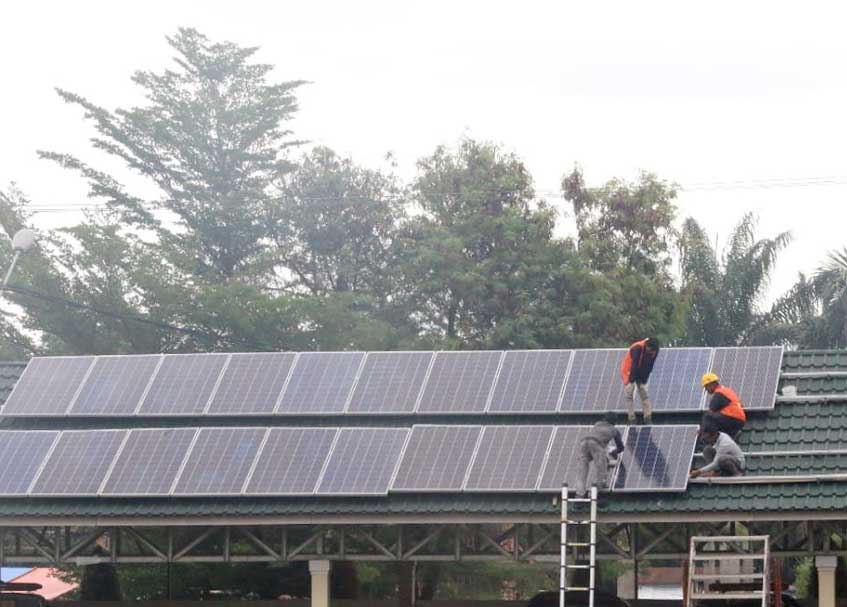 Program Energi Bersih, Kementerian ESDM Bantu PLTS Rooftop untuk ...
