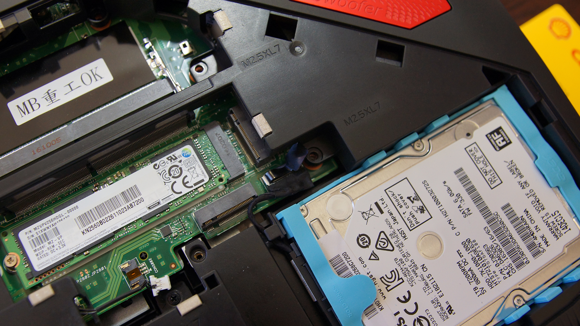 Inside Acer Predator 17X - disassembly, internal photos and upgrade ...