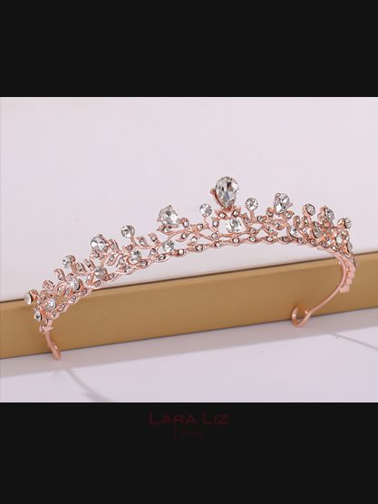 Tiaras y tocados de novia color rosa - Boutique Lara Liz Novias