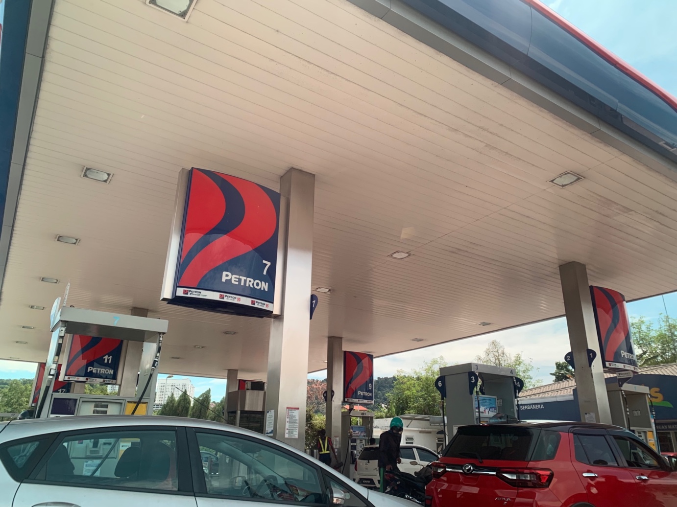 Anticipating Possible Retail Fuel Prices Cut of 10 Sen