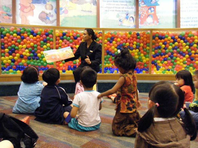 Free, Fun Storytelling @ Cheng San Public Library – Learning Hippie Mom