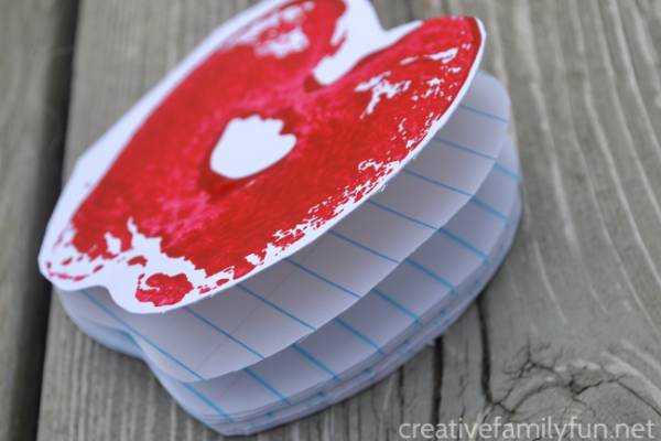 Make a Simple Notebook with an Apple Print Cover – Lesson Plans