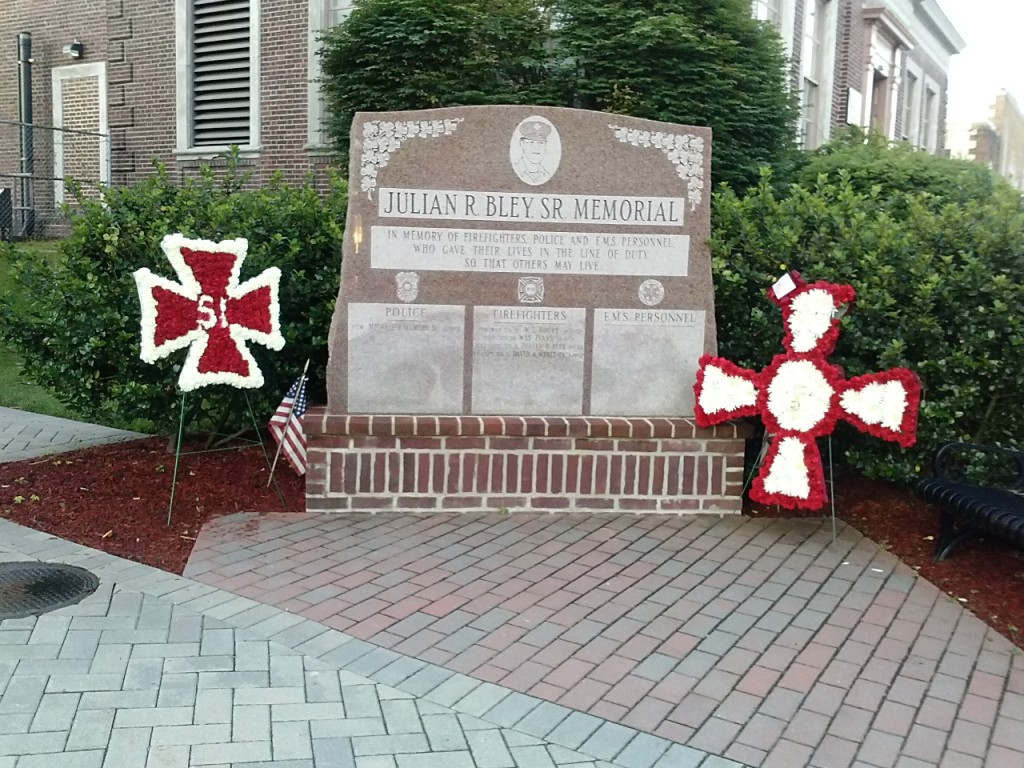 PHOTOS: Memorial Ceremony for Bristol Borough Fire Police Captain David ...