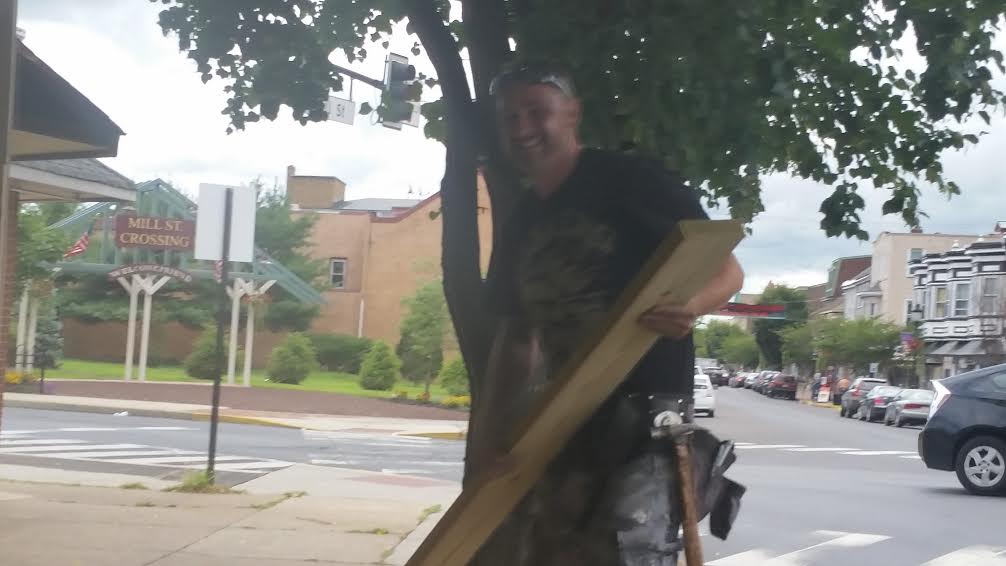 'Hero' Sighting Brings Tough Week into Focus - LevittownNow.com