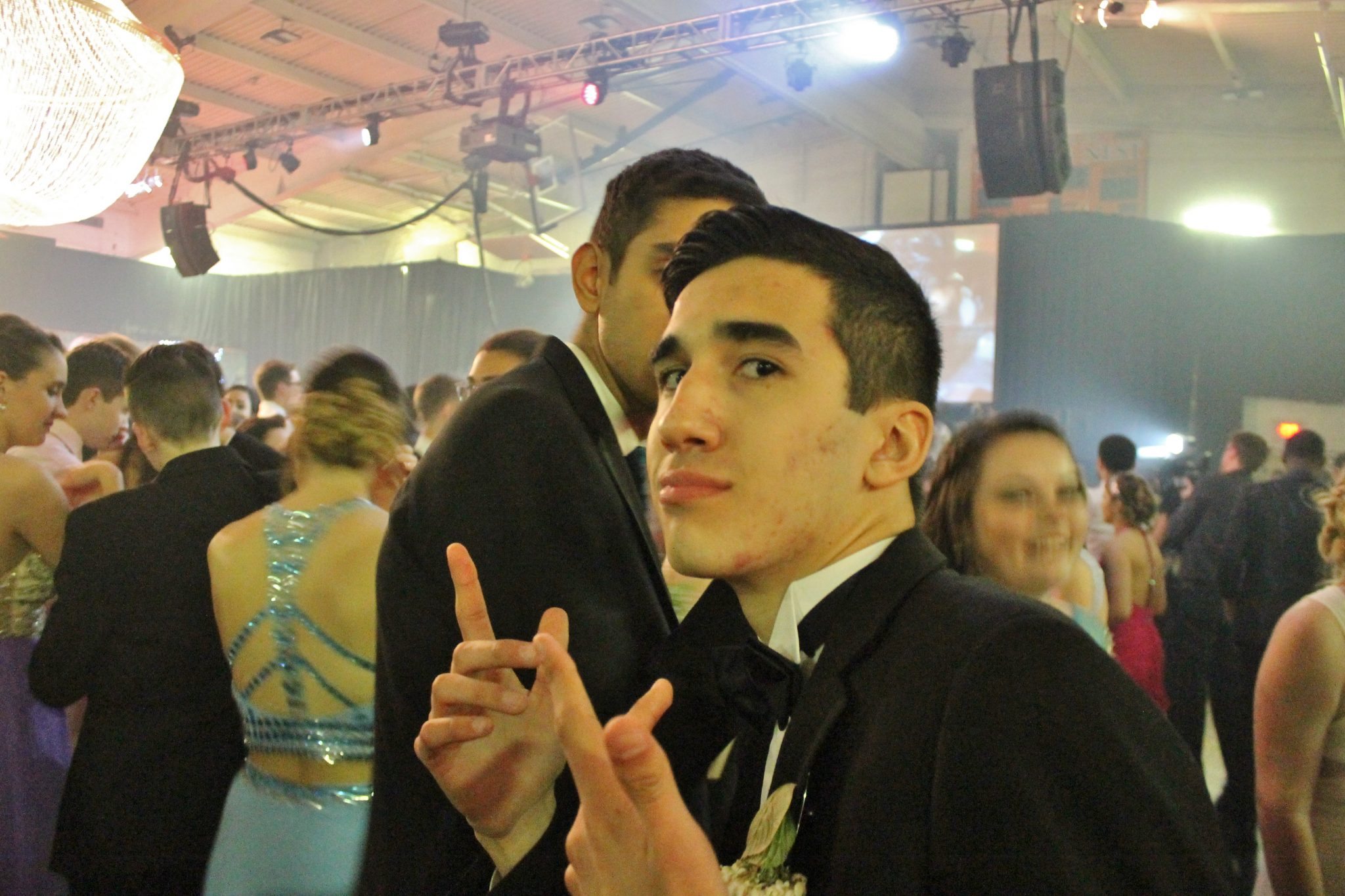 PHOTOS: Inside Pennsbury’s 2016 Prom - LevittownNow.com