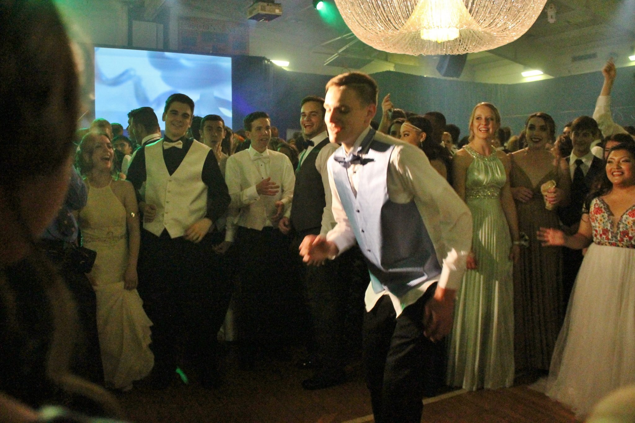 PHOTOS: Inside Pennsbury’s 2016 Prom - LevittownNow.com