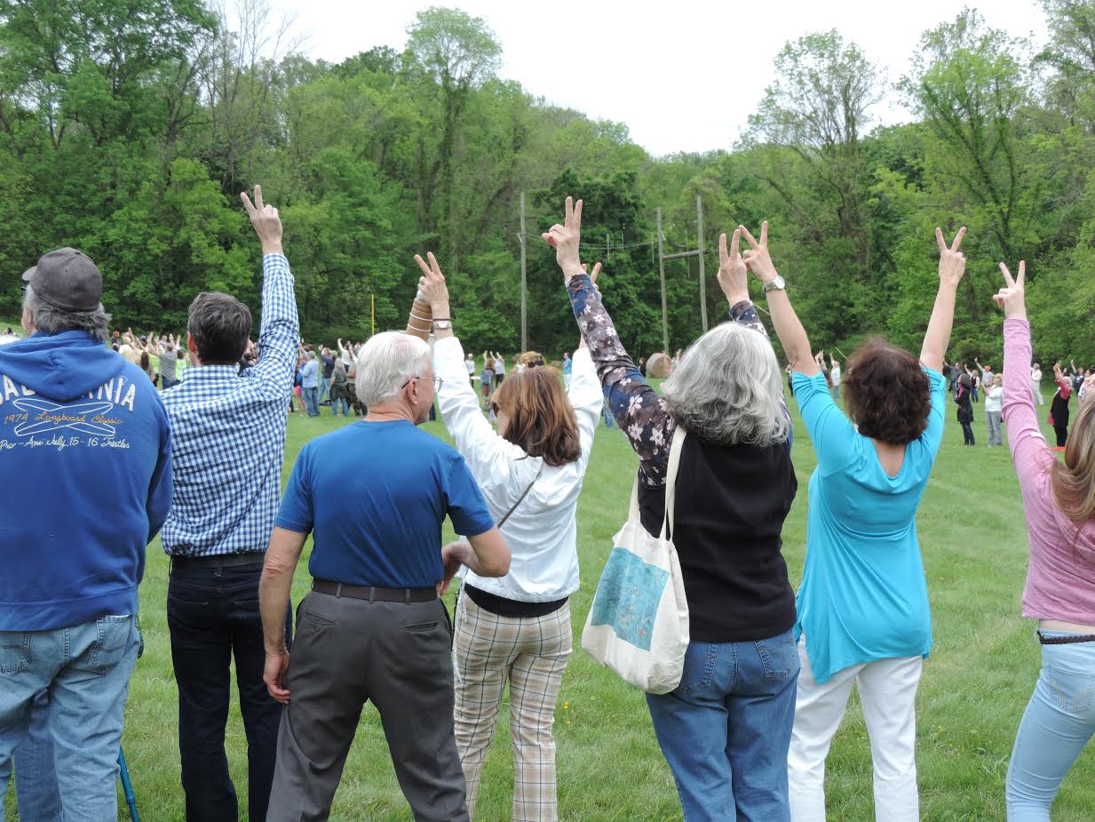 5,000 Expected To Help Form Giant Peace Sign - LevittownNow.com