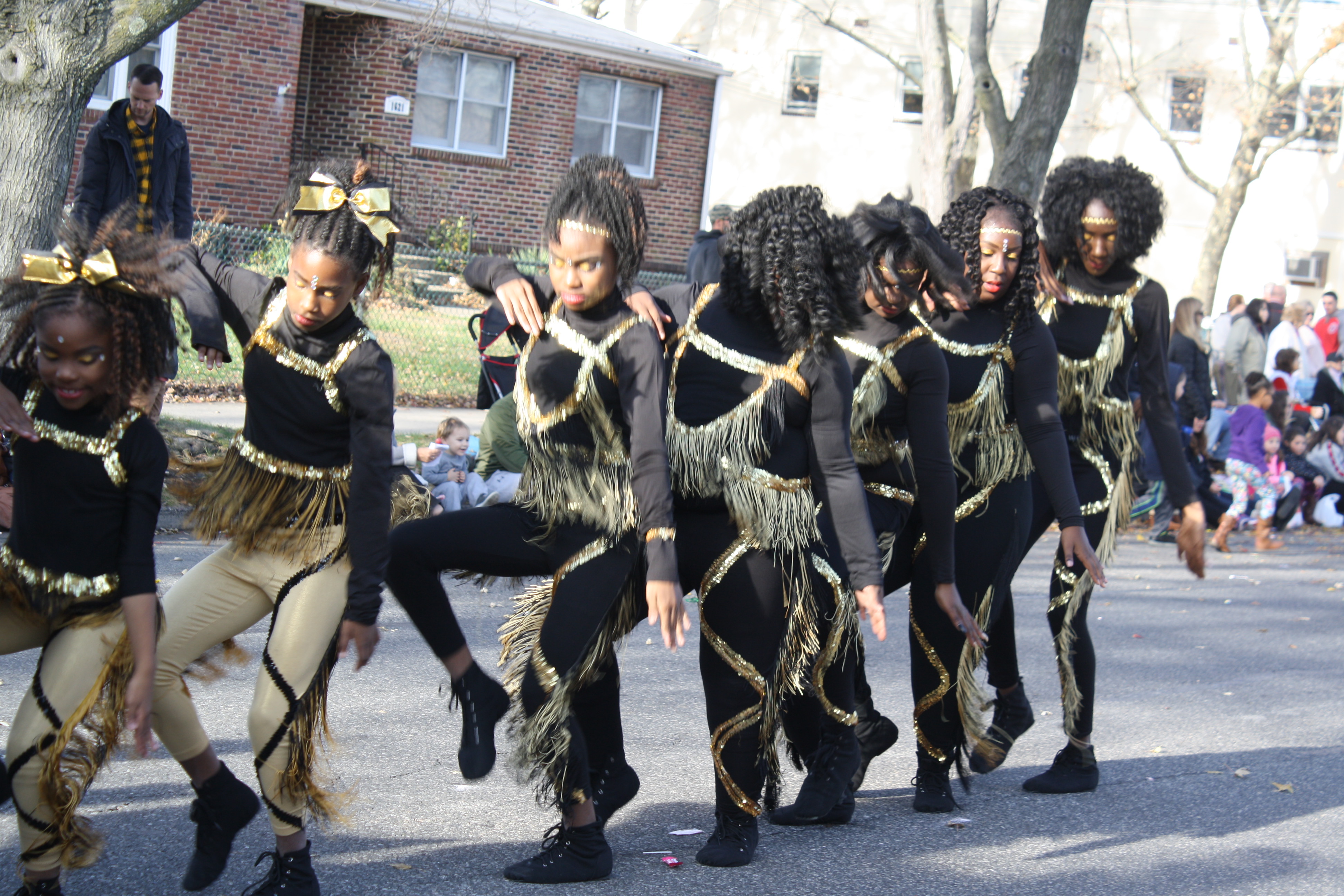 Bristol Christmas Parade Marches Through Borough - LevittownNow.com