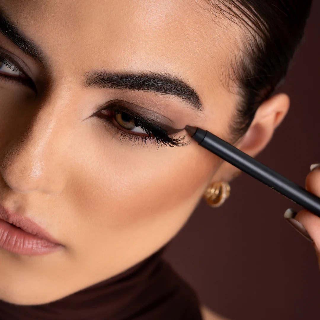 Lápis Para Olhos Marrom Lfpro