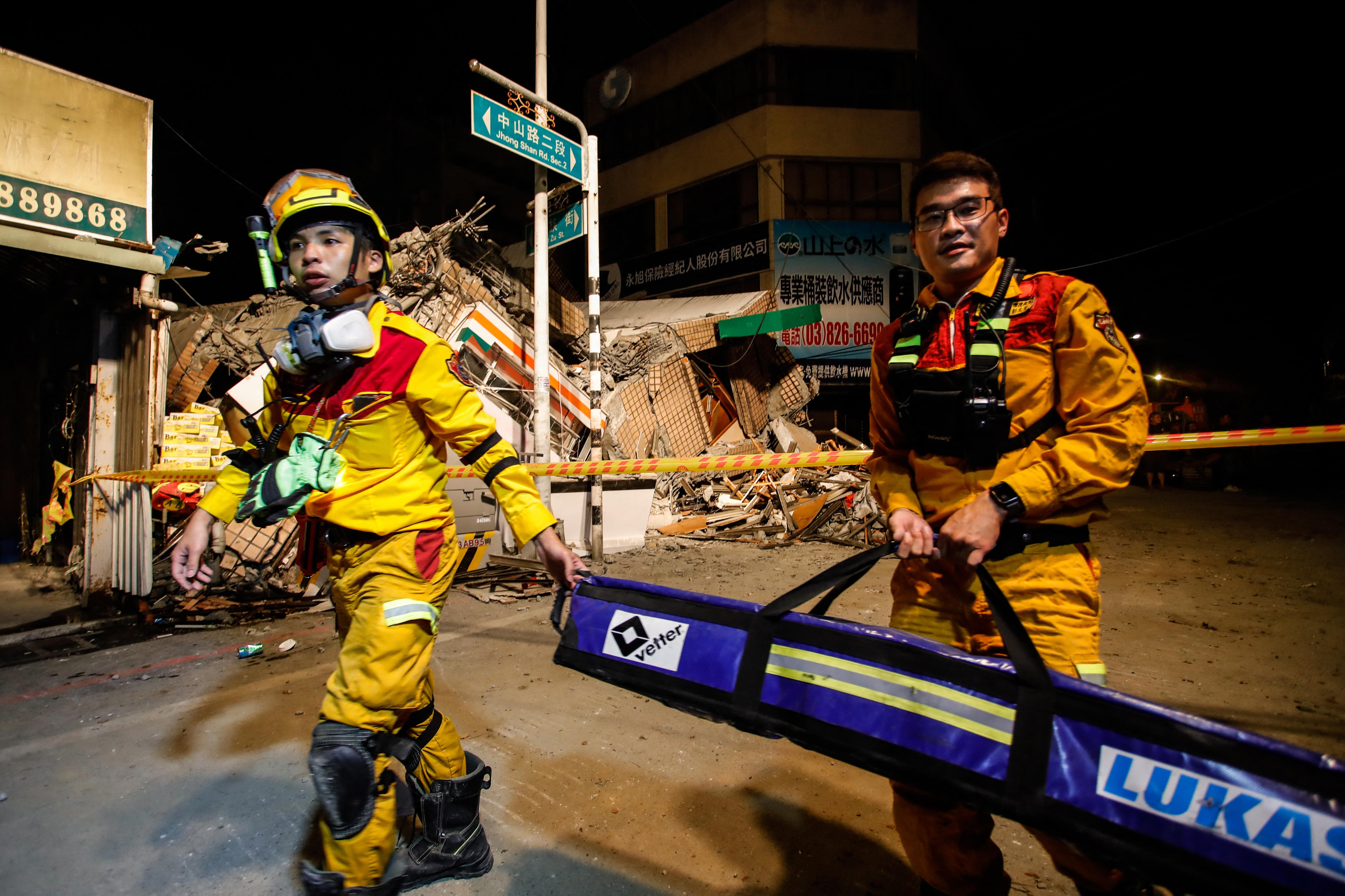 Hundreds Trapped On Mountain Roads In Taiwan After Earthquake Destroys