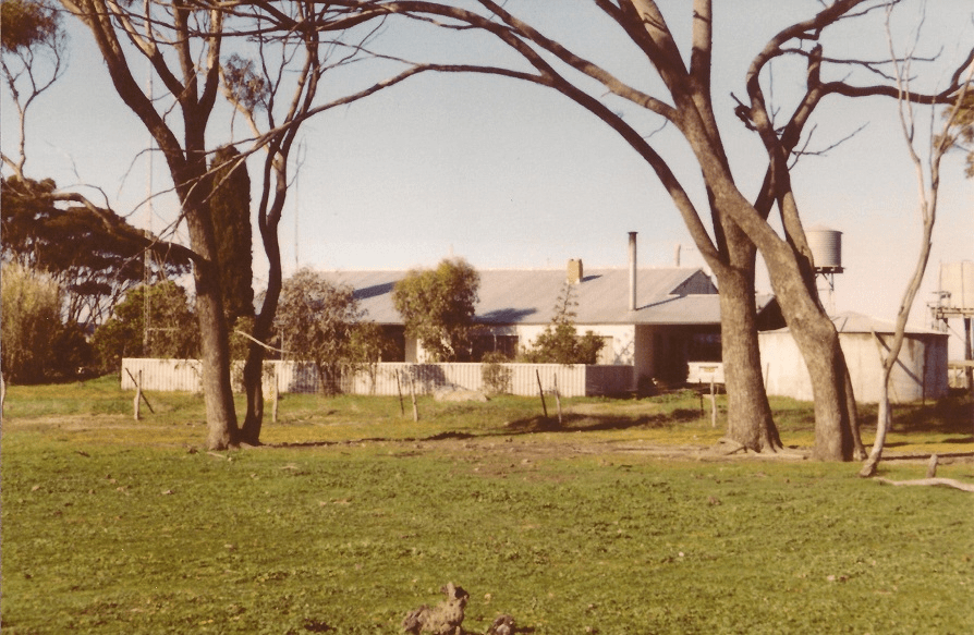 FOXALL FAMILY Geoff Rosslin Bruce Robert Vicki Lost Nyabing