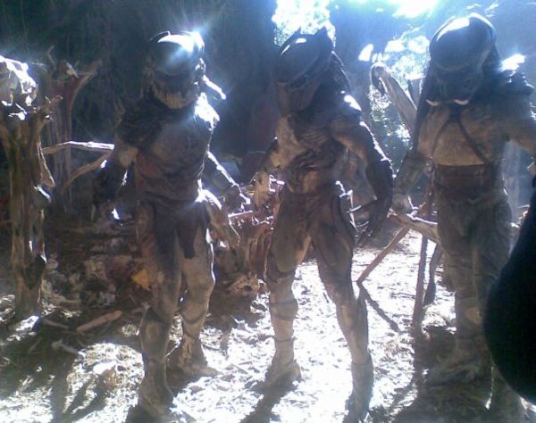 New Trailer For ‘Predators’ 2010 Movie.Film Directed by Robert ...