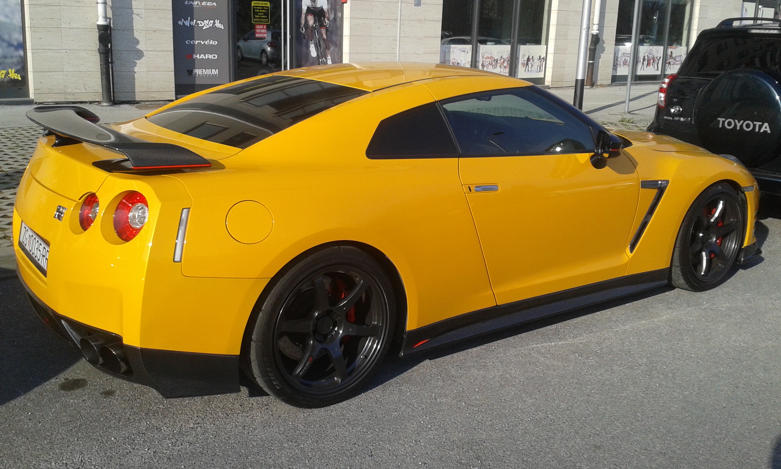 gt-r-r35-38 – Mac Superpaint