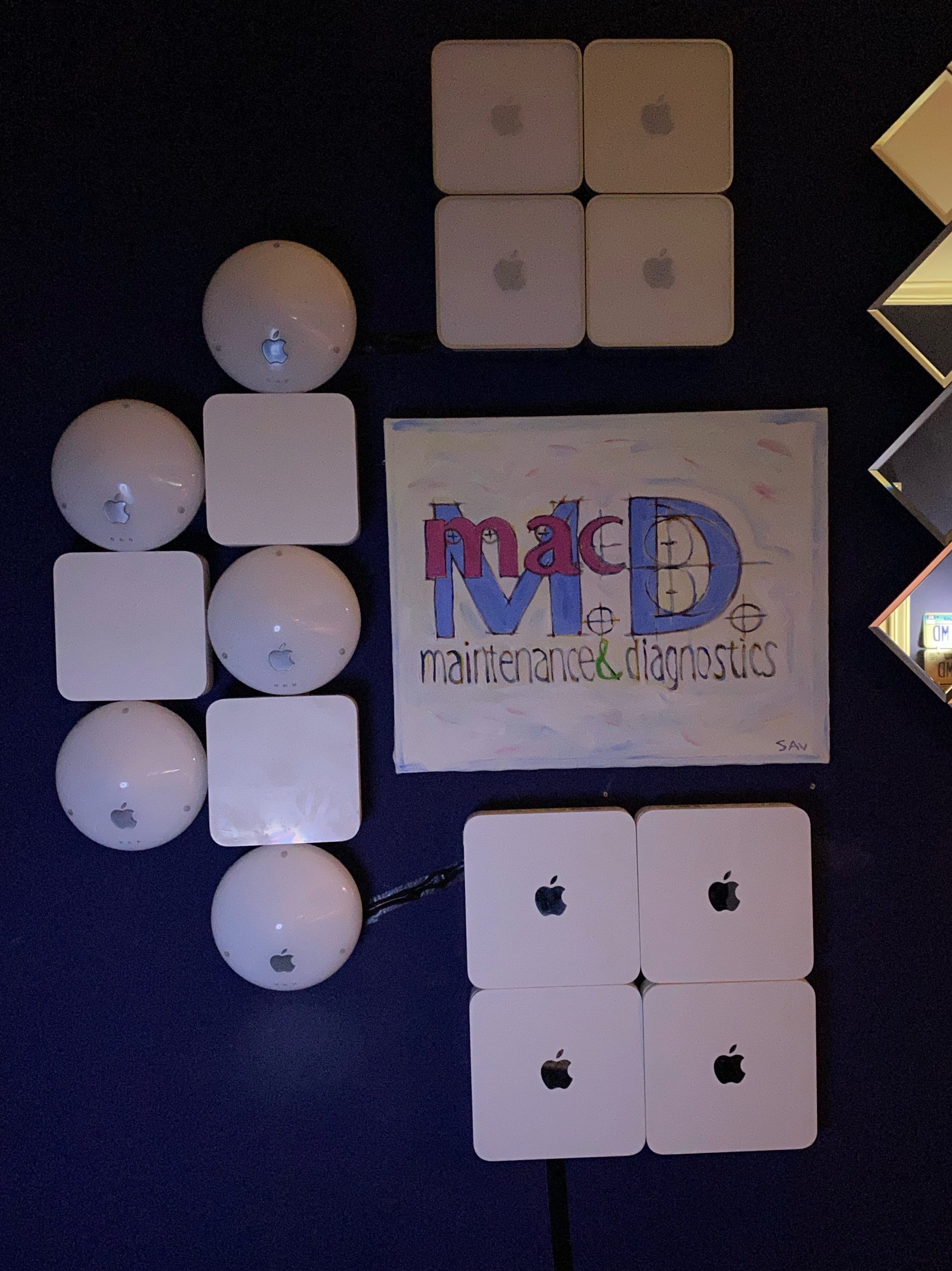 Apple Airports and Mac Minis: LED Lights « katz blog