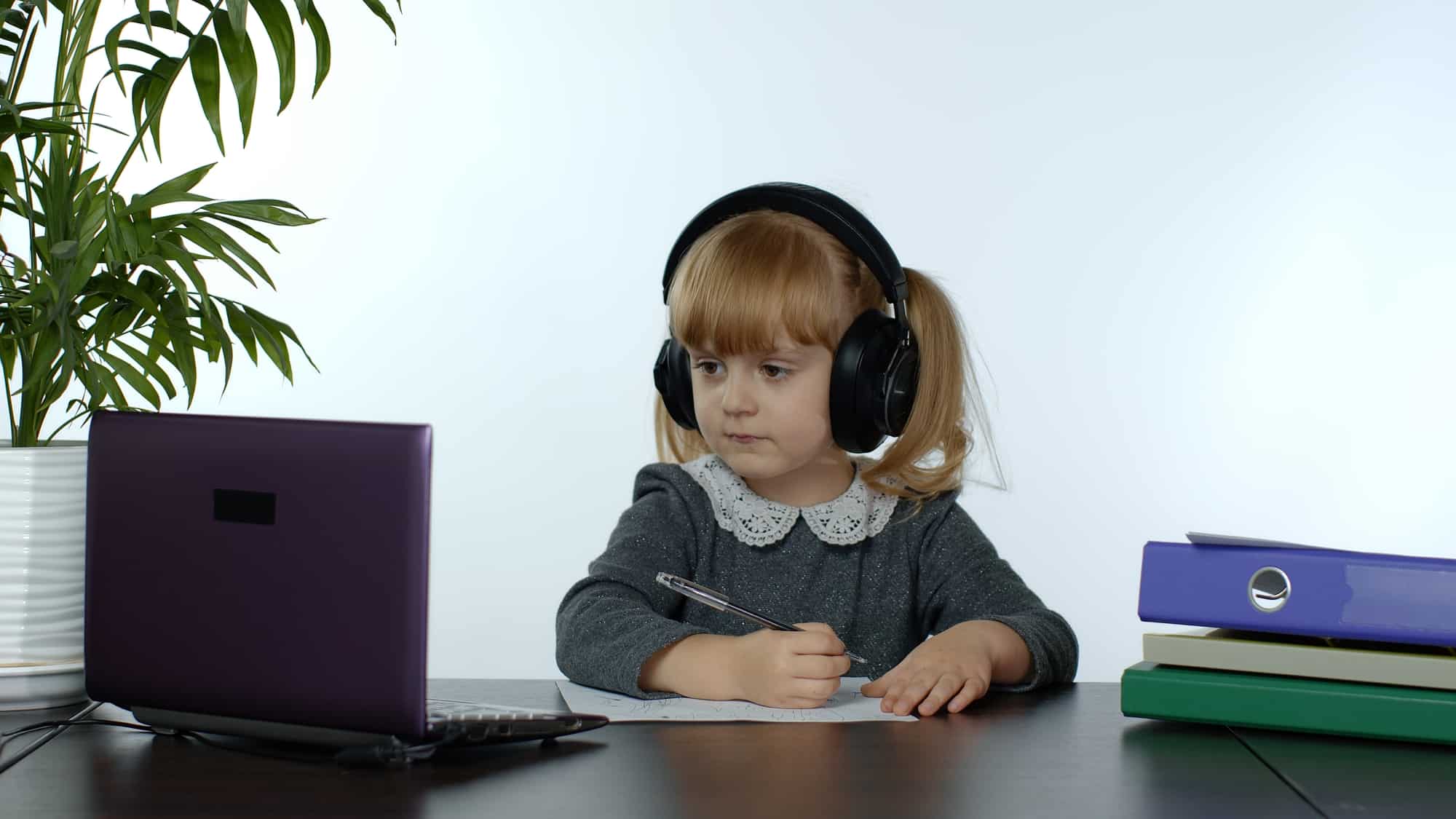 Digital Citizenship And Online Safety For Kids: A Guide For Parents ...