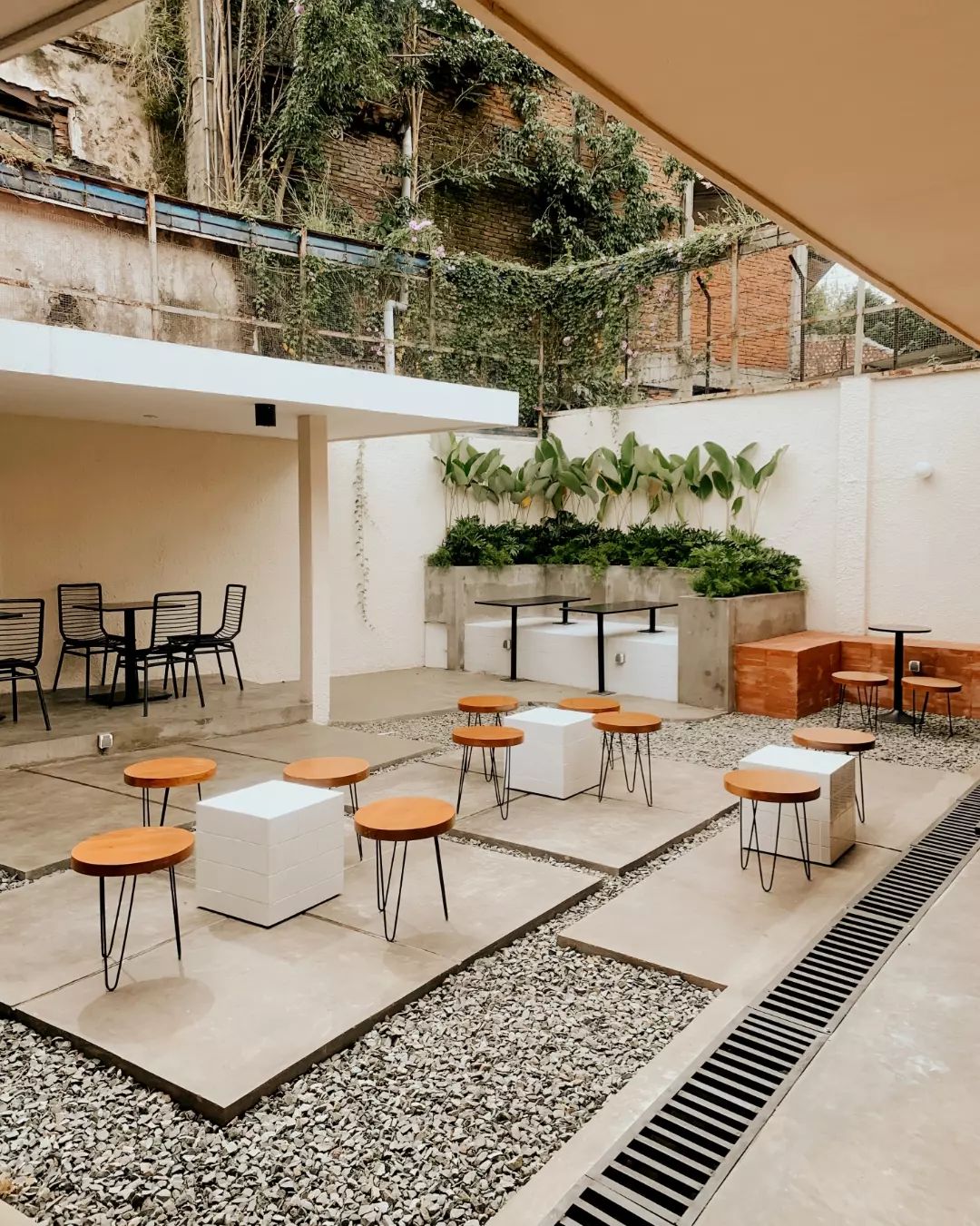 Foto dan Harga Menu FEDME Bandung Terbaru - Madhang