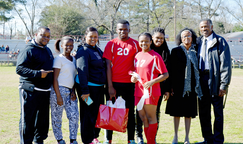 Last Hurrah for Seniors - MageeNews.com