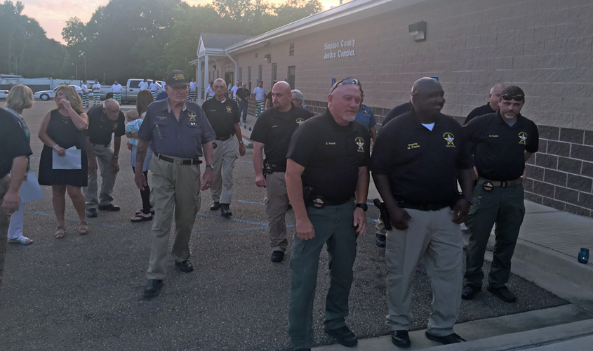 Heroes Behind the Badge - MageeNews.com