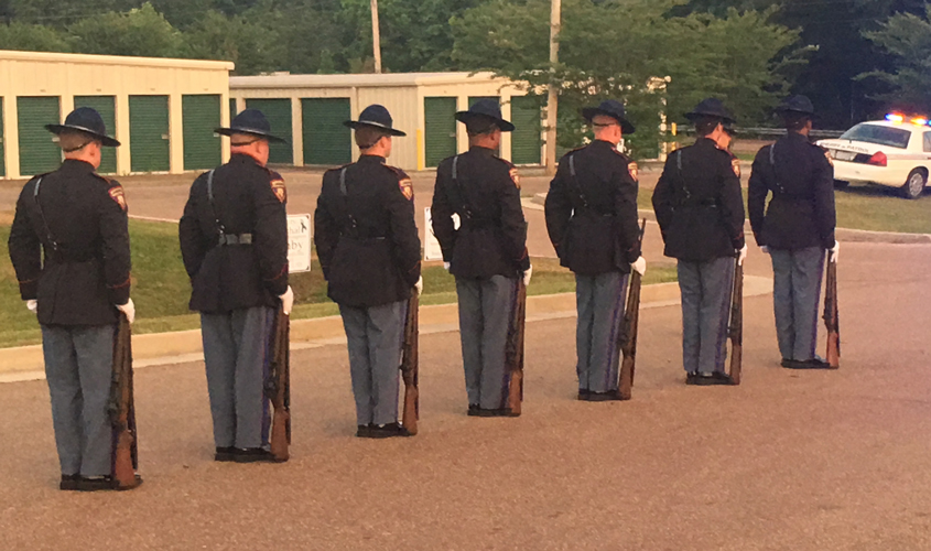 Heroes Behind the Badge - MageeNews.com