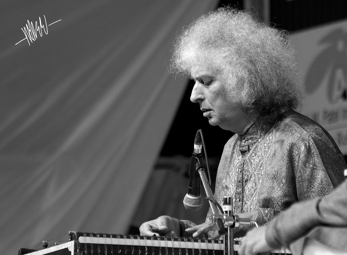 Pandit Shivkumar Sharma: The maestro on the string of Santoor ...