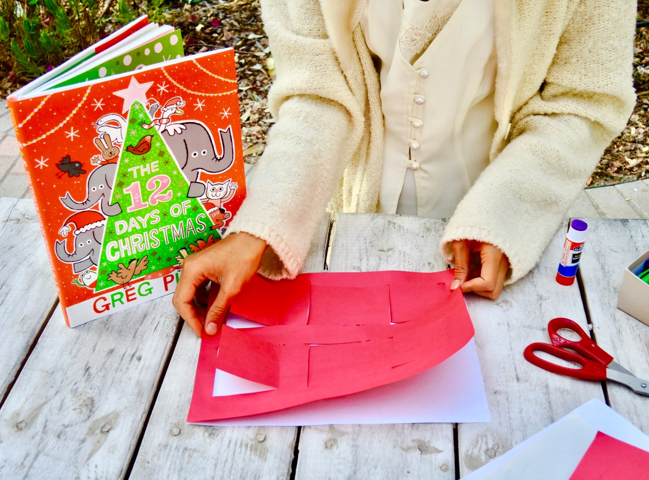 MaiStoryBook Library: The 12 Days of Christmas by Greg Pizzoli + 12 ...