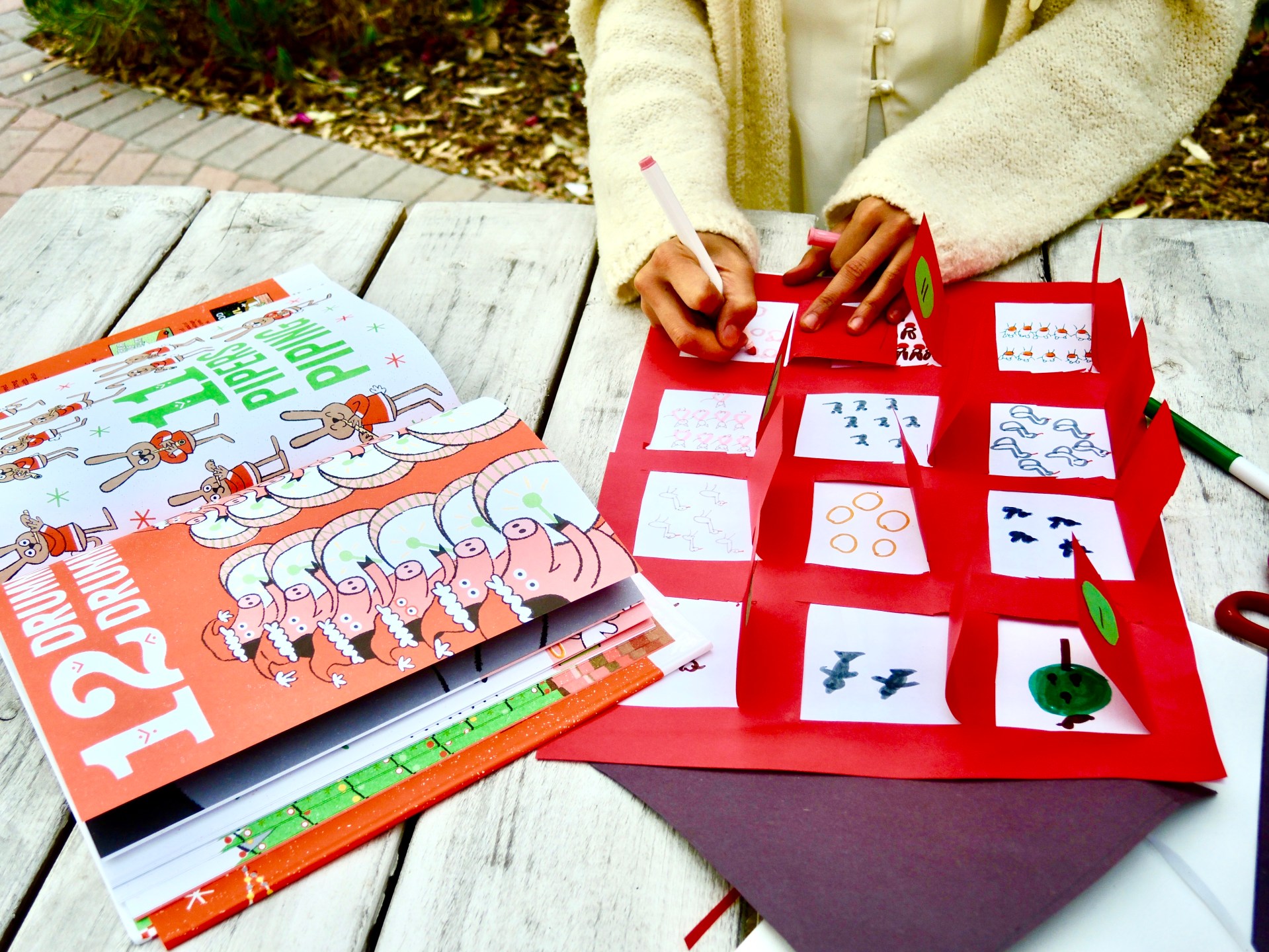 MaiStoryBook Library: The 12 Days of Christmas by Greg Pizzoli + 12 ...