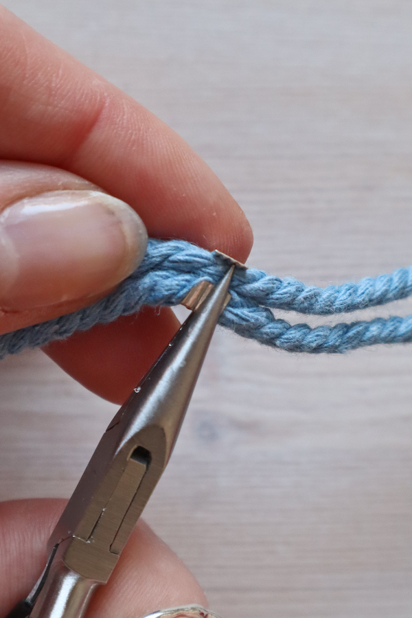How to make a Macrame Braid Necklace