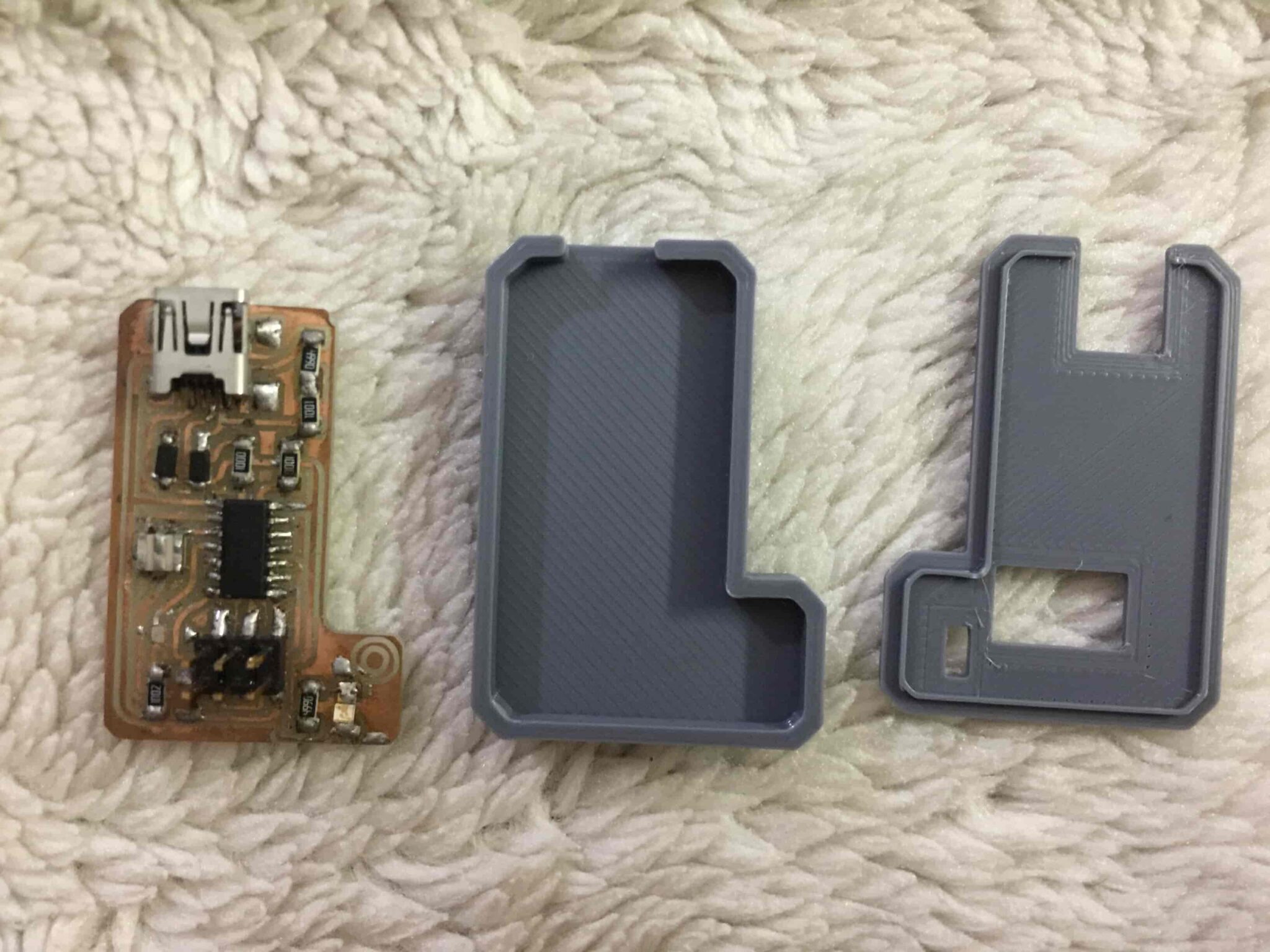 How I Made My Tiny AVR Programmer – Make Some Stuff