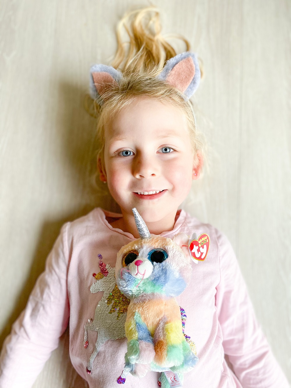 DIY Kitty Cat Headbands for a Kids Kitty Cat Birthday Party - Making ...