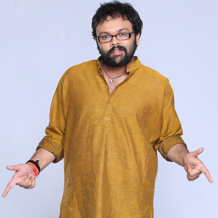 Pushkaraj Chirputkar - MarathiCelebs.com