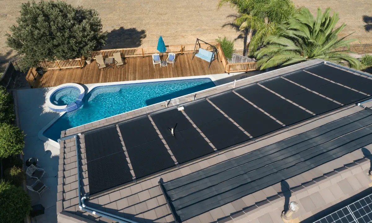 The Benefits of Installing A Solar Pool Heater - Mark Green World