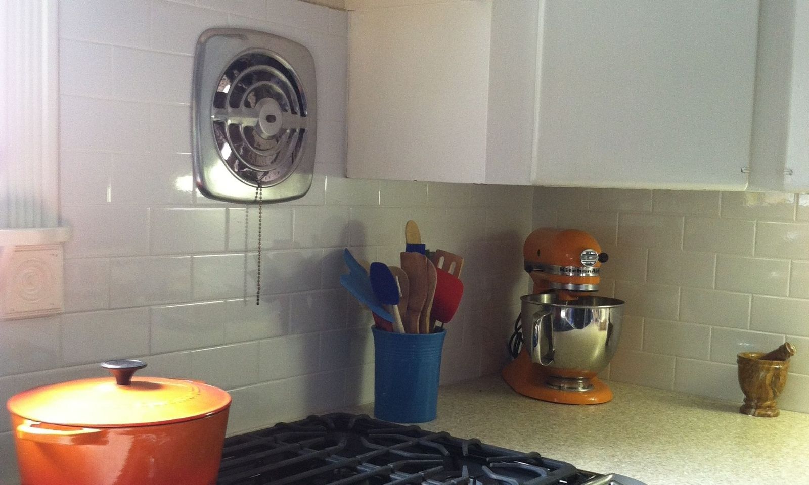 Best Kitchen Exhaust Fans in India Deals, Buying Guide & Reviews ...