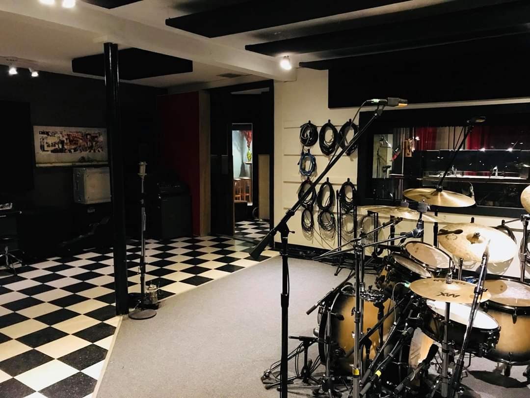 MCC Recording Studio | Award winning masters in the art of sound.