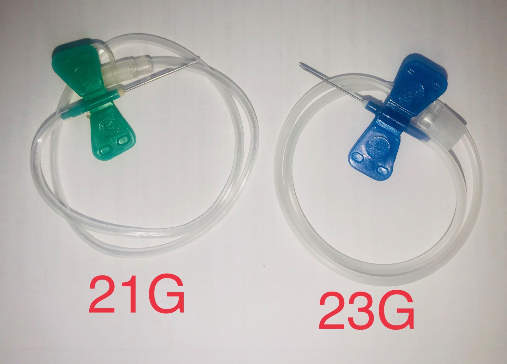 Ce tipuri de fluturasi folosesc la punctia venoasa?