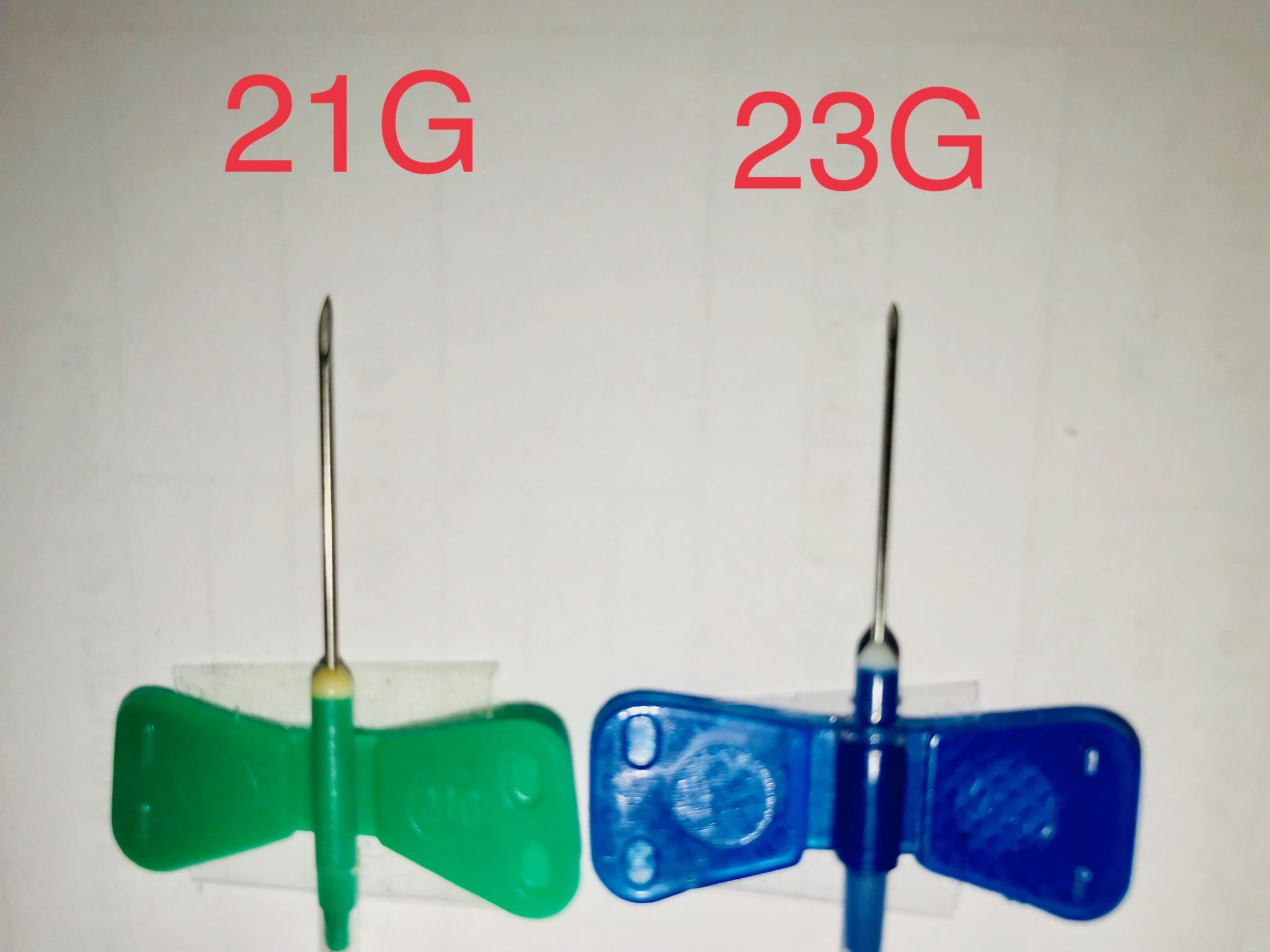 Ce tipuri de fluturasi folosesc la punctia venoasa?