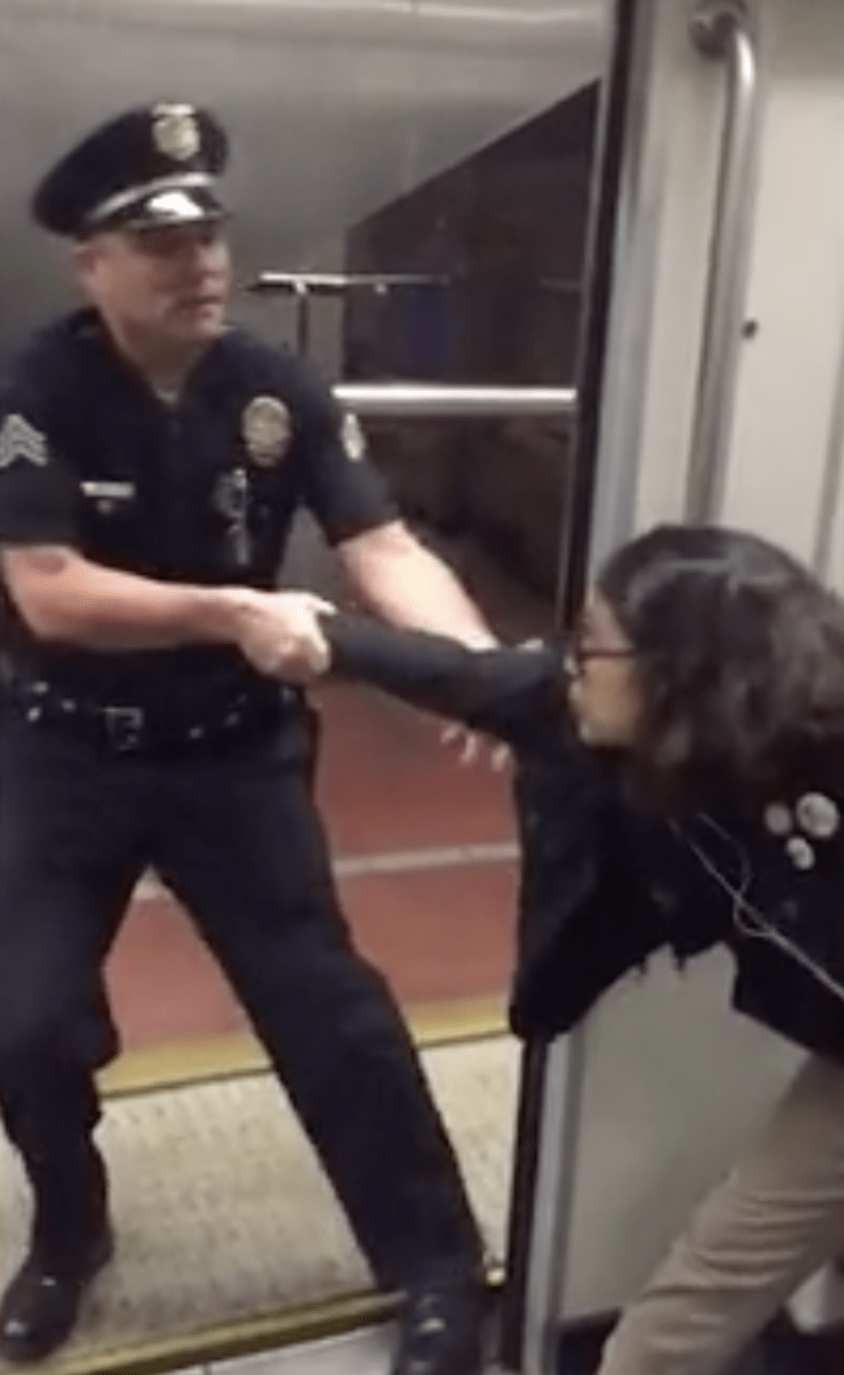 LA cop drags 18-year-old off train 'because she had her foot on seat ...