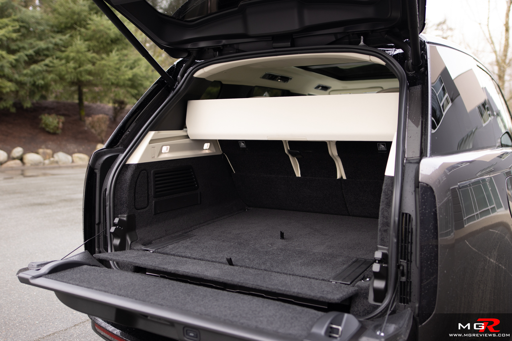 Review: 2022 Land Rover Range Rover P530 First Edition - M.G.Reviews