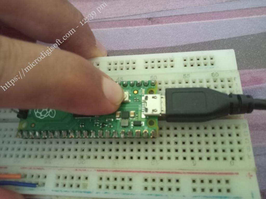 Getting Started with Raspberry Pi Pico using Thonny IDE | microdigisoft.com