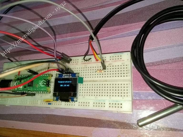 DS18B20 Temperature Sensor with Raspberry Pi Pico | microdigisoft.com