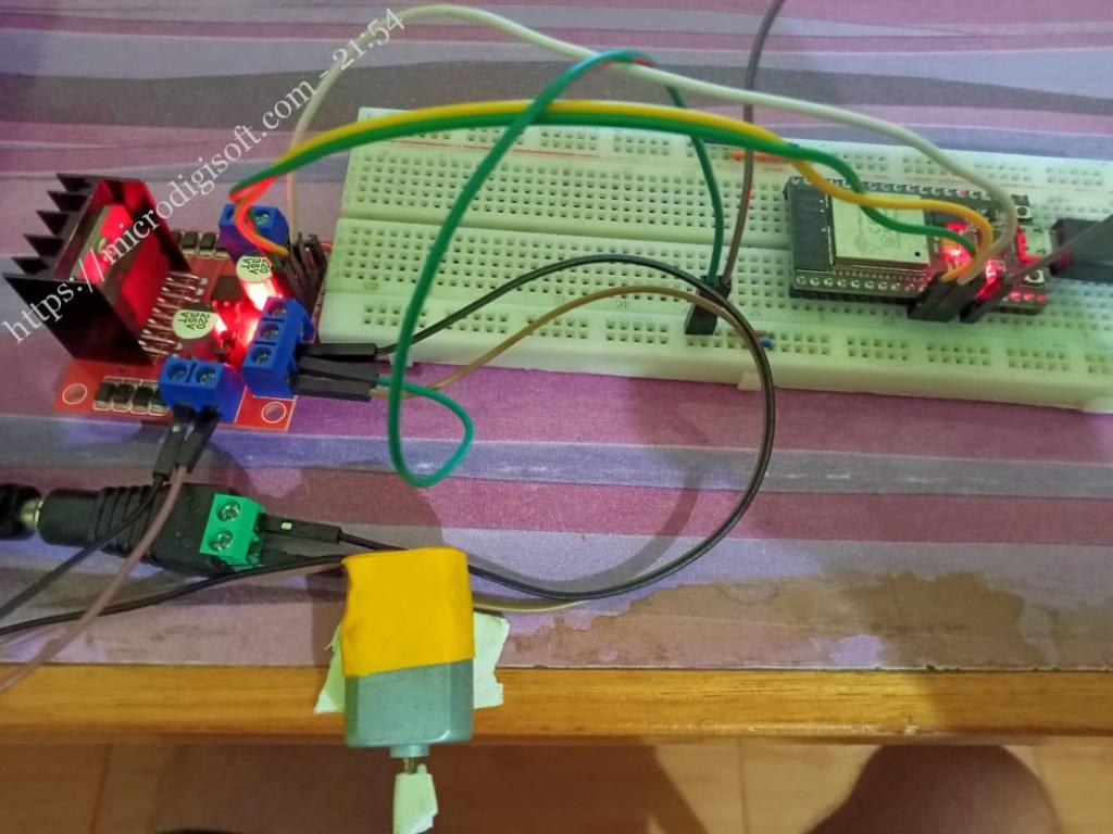 Micropython Control Dc Motor Using L298n Driver With Esp32 And Esp8266
