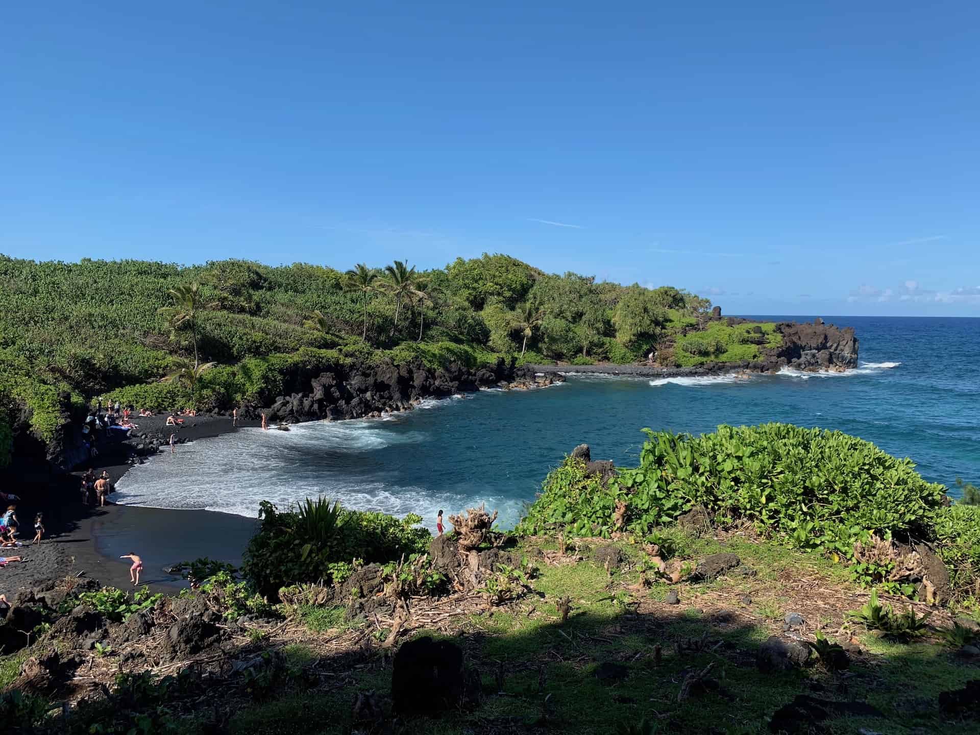 Black Sand Beach In Maui Waianapanapa State Park