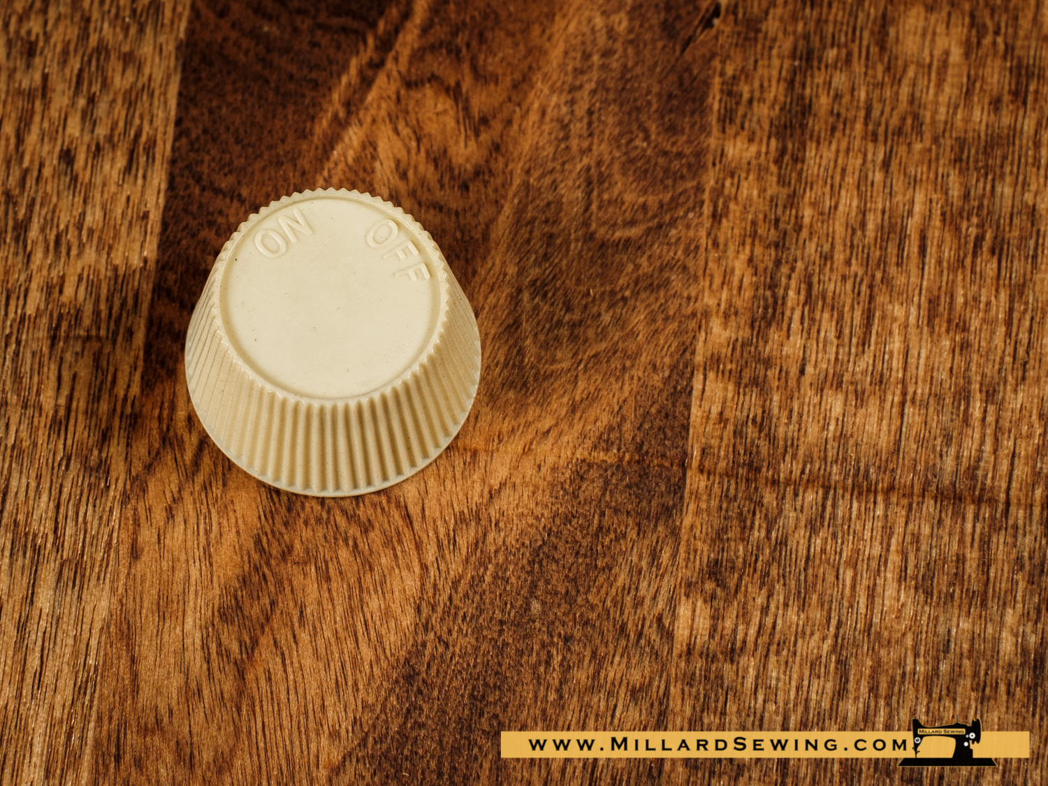 Light Switch Knob for Singer 400 Class Sewing Machines – Millard Sewing ...