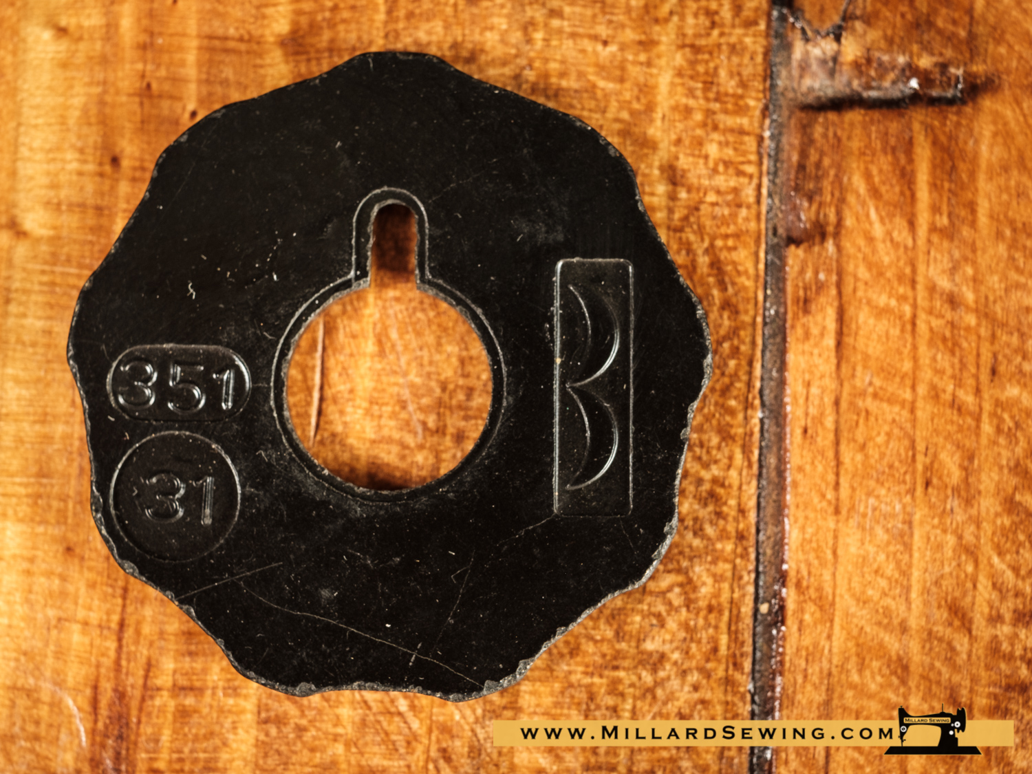 Fashion Disc Type A #31 “Crescent” Pattern – Millard Sewing Center