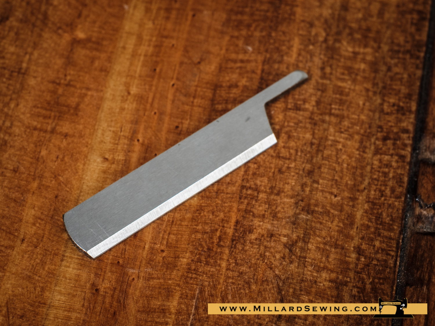 Knife, Upper For Multiple Sergers – Millard Sewing Center