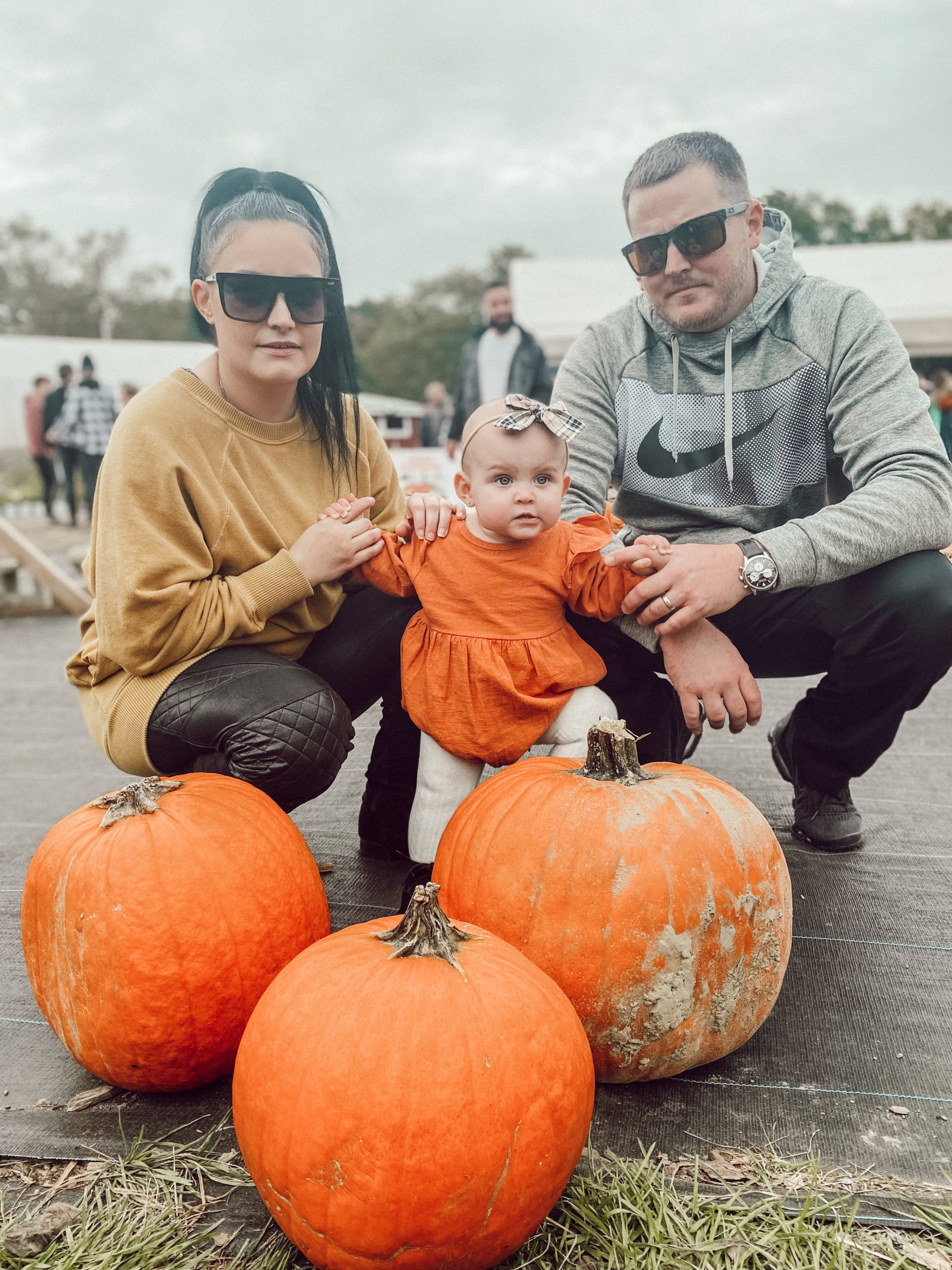 How To Go Apple Or Pumpkin Picking The Right Way | Fall Activities For ...